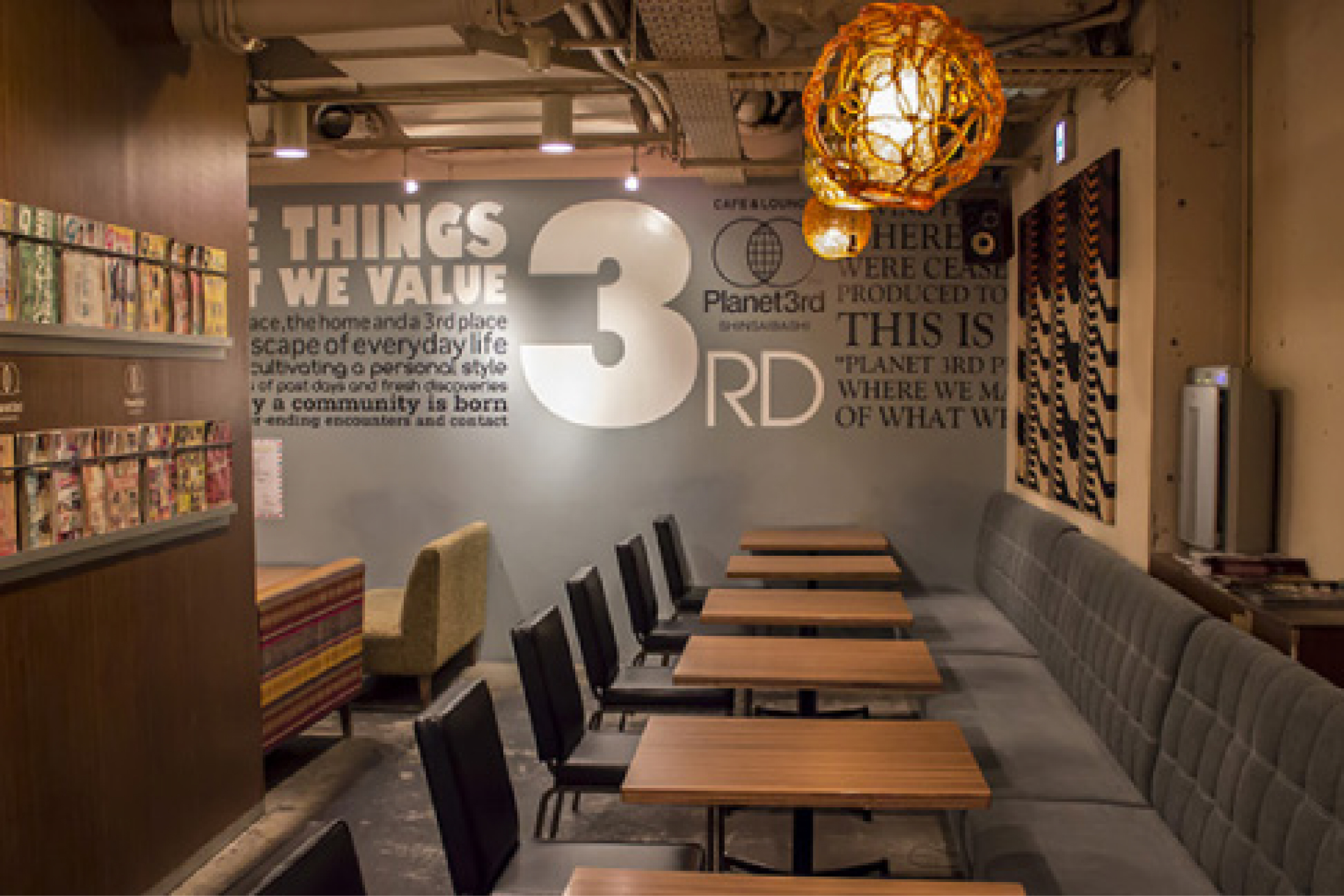 【Planet3rd】心斎橋店 | Cafeなび